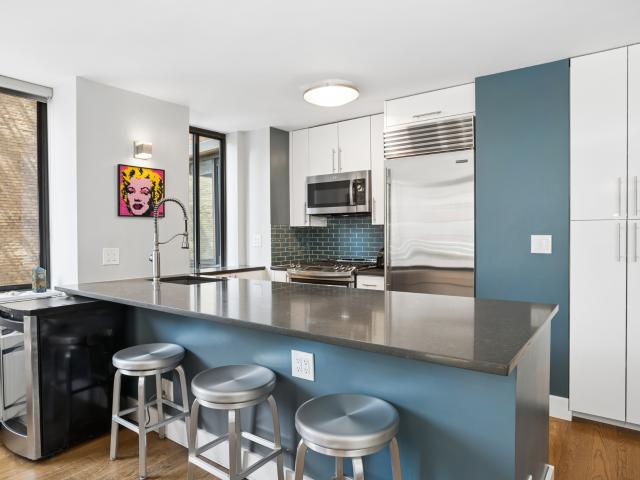 275 W 96TH Street 9E