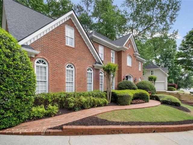 275 Woodbury Way