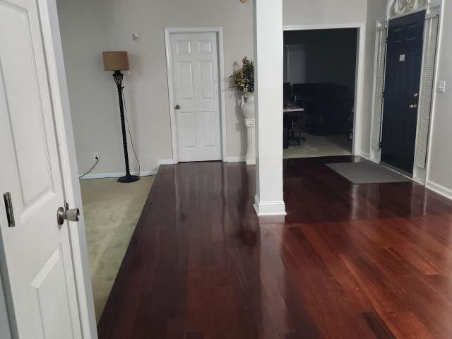 275 Wisteria Boulevard
