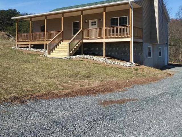 275 Timbrook Dr, Romney, WV 26757