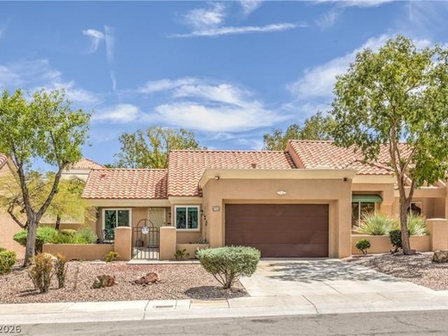 2764 Desert Crystal Dr, Las Vegas, NV 89134