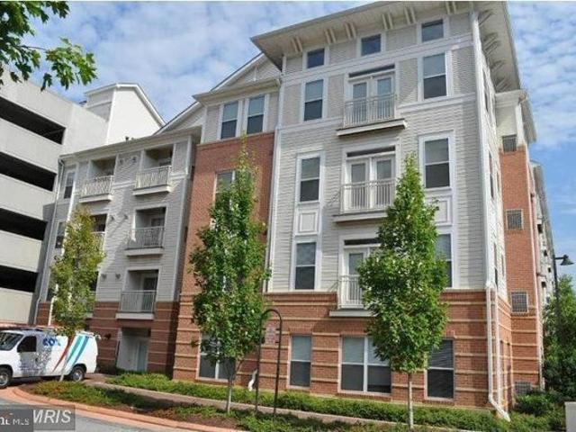 2765 Centerboro Dr Apt 247, Vienna, VA 22181