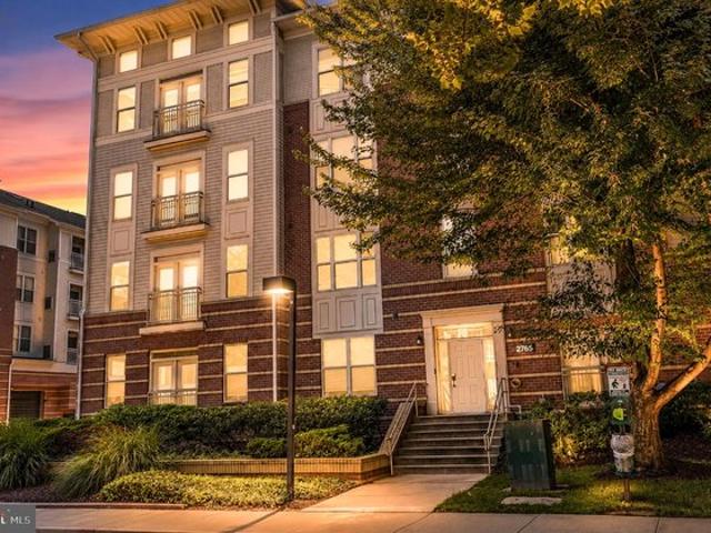 2765 Centerboro Dr Apt 368, Vienna, VA 22181