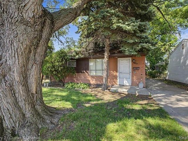 2766 Margaret St, Melvindale, MI 48122
