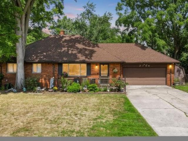 2766 W Huron St, Waterford Township, MI 48328