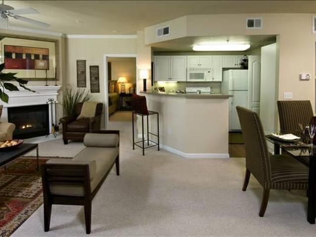 $2766 / 1br 809ft² All the space you need for a 1 bedroom!