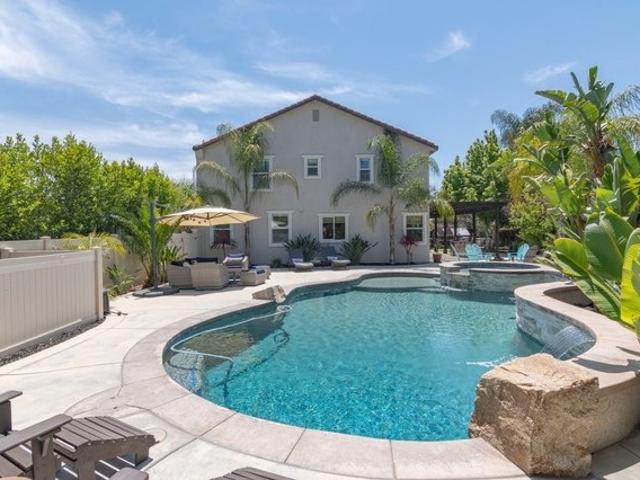27673 Dogwood St, Murrieta, CA 92562