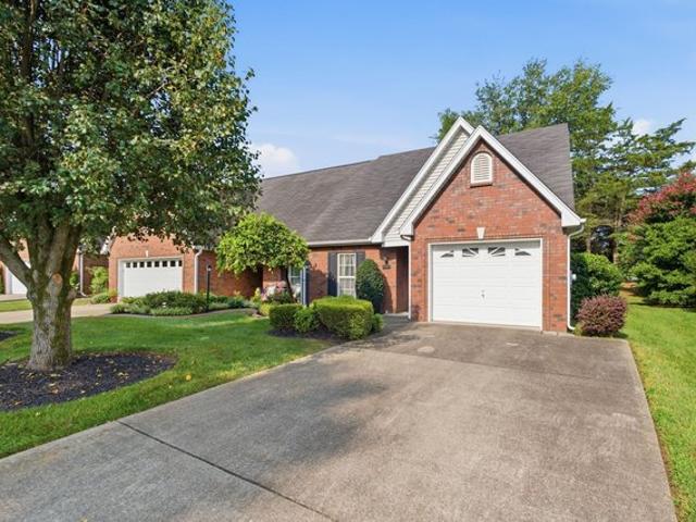 2767 Stonehedge Dr, Murfreesboro, TN 37128