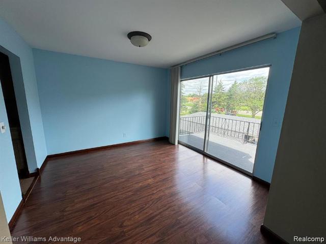 27689 W Echo Valley