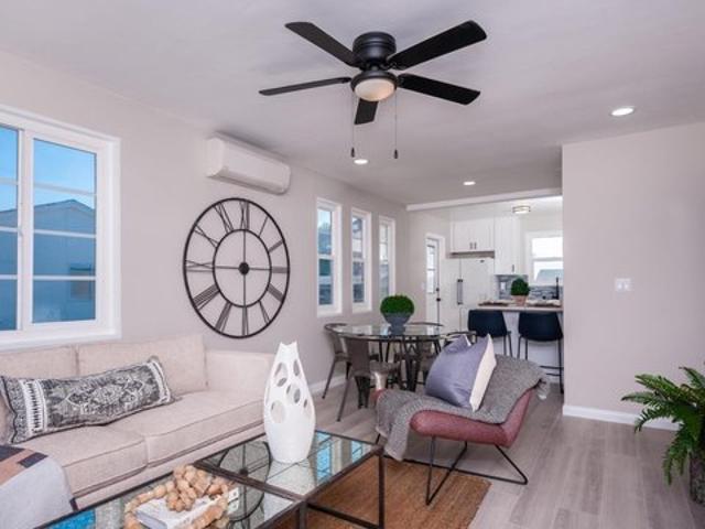 2768 Nye St, San Diego, CA 92111