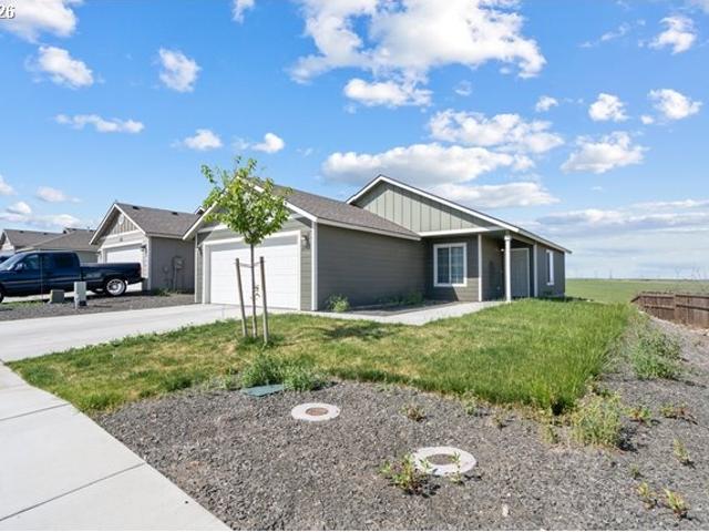 2768 high desert loop