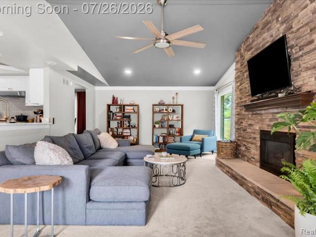 2768 Homewood Drive