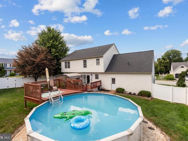 2768 Sparrow Drive