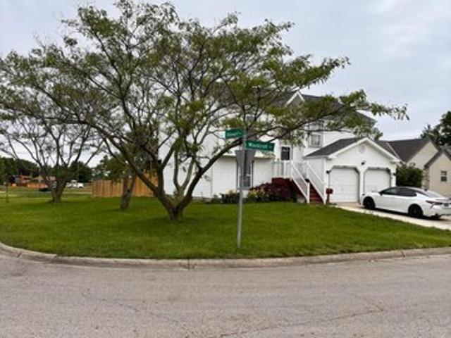 2768 Woodcroft Rd, Columbus, OH 43204