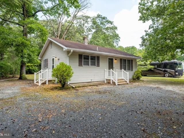 27698 Woodland Rd, Seaford, DE 19973