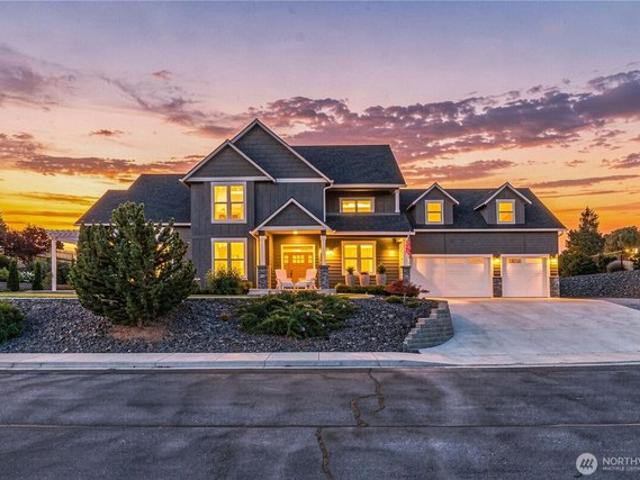 2769 SE Falcon View Dr, East Wenatchee, WA 98802