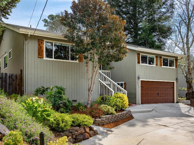 2769 Valencia Rd, Aptos, CA 95003 | MLS #ML82041 | Compass