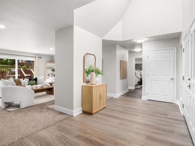 2769 Valencia Road