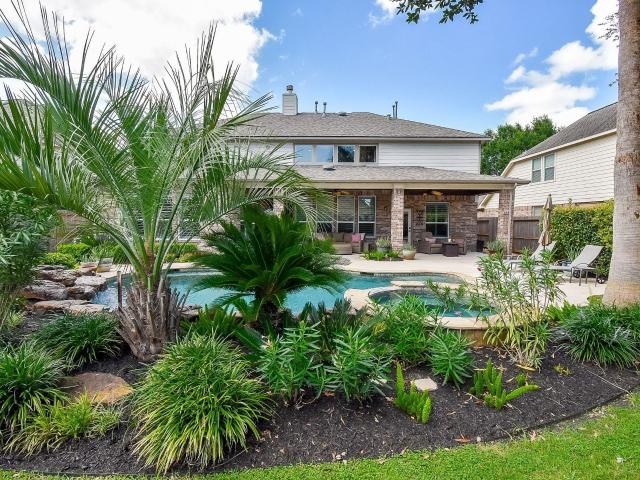 27607 Macklind Ridge Lane