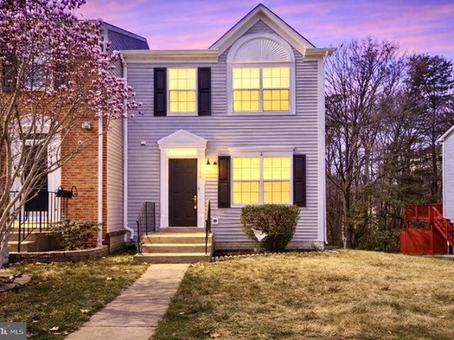 2760 Brier Pond Cir, Woodbridge, VA 22191