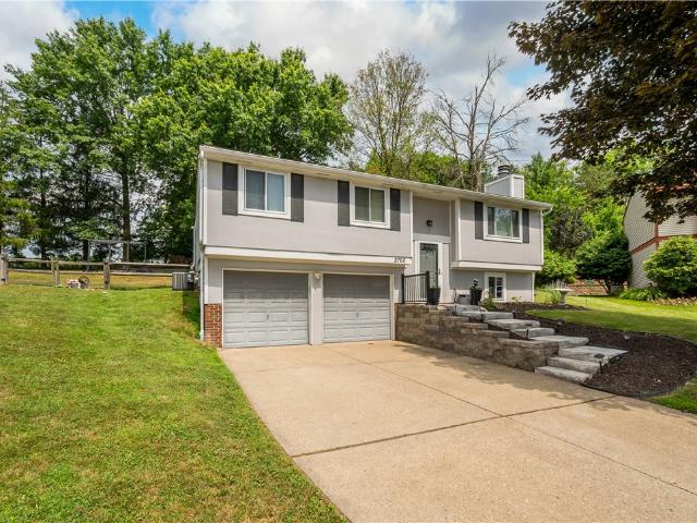 2760 Ravenwood Drive