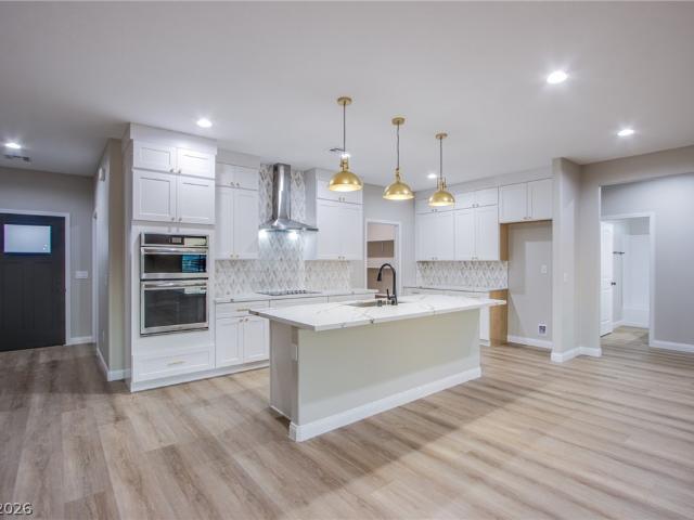2760 Tecumseh Avenue