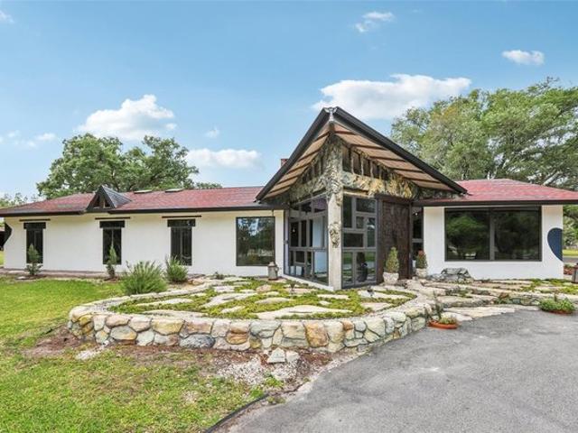 27616 Miller Rd, Dade City, FL 33525