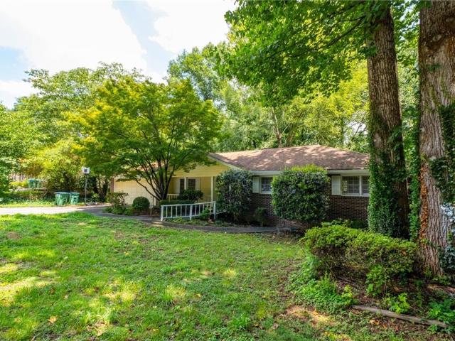 2761 Brackenwood Drive