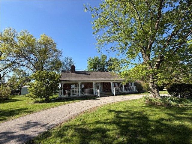 2761 County Road 1700 N, Ogden, IL 61859