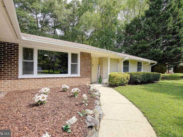 2761 Pinewood Drive