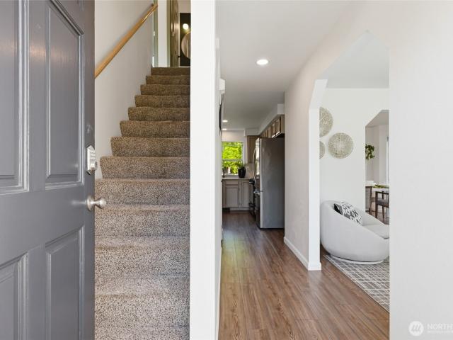 27620 th Court SE