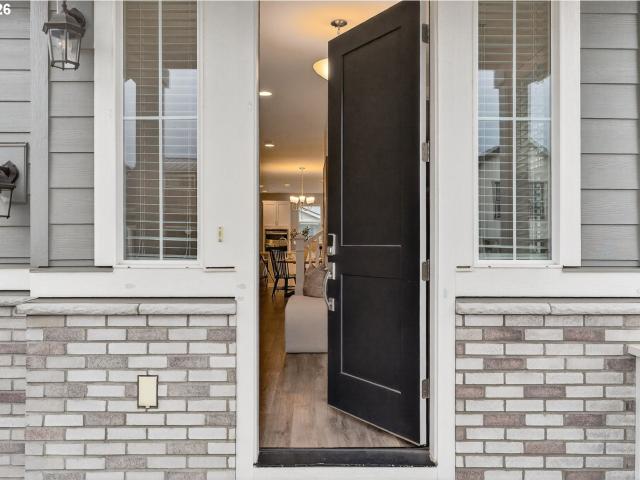 27628 sw marigold ter