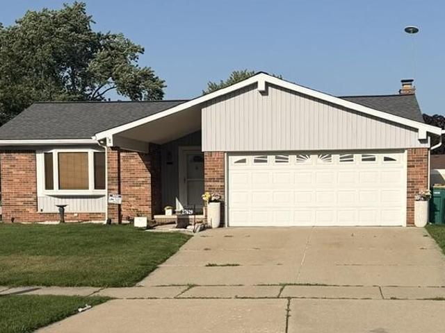 27629 Wyatt Ave, Trenton, MI 48183