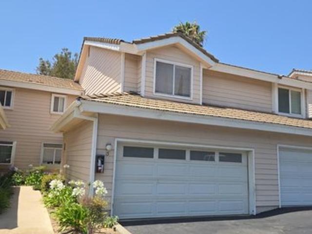 2762 Erringer Rd Apt 15, Simi Valley, CA 93065