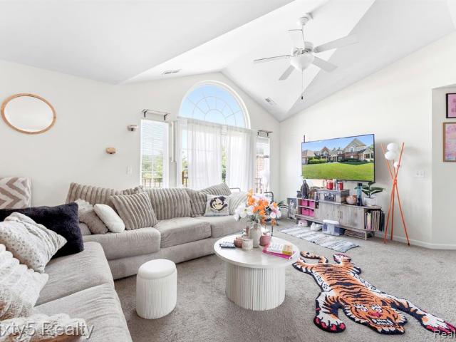27636 Hidden Oaks Drive