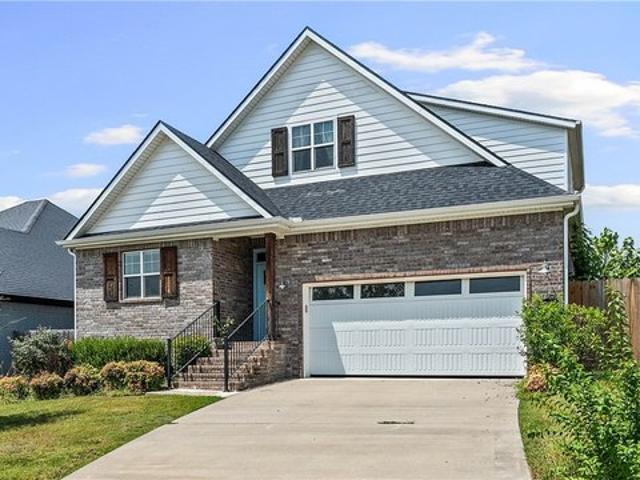 2763 N Chapel Dr, Fayetteville, AR 72704