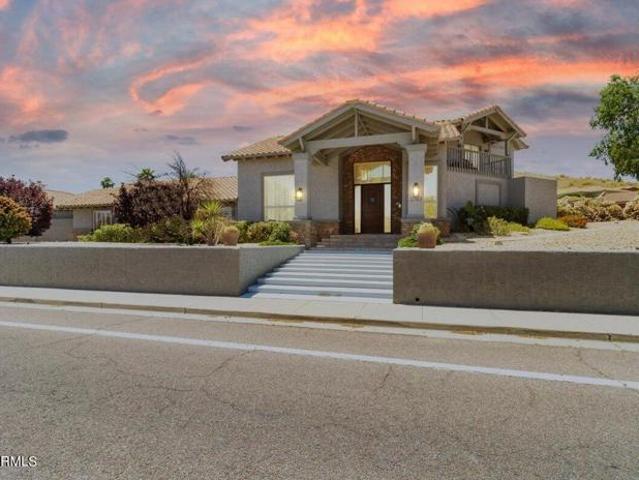 2763 E Gelding Dr, Phoenix, AZ 85032