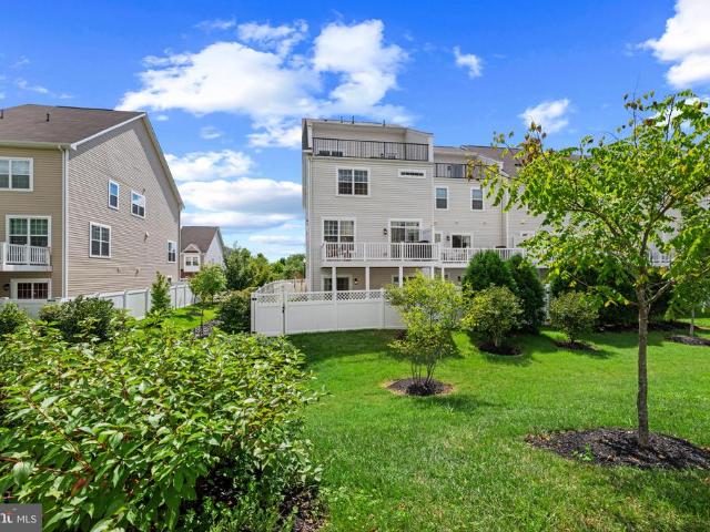 2763 Lady Slipper Road