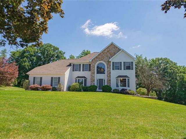 2763 Lapp Rd, Allentown, PA 18104