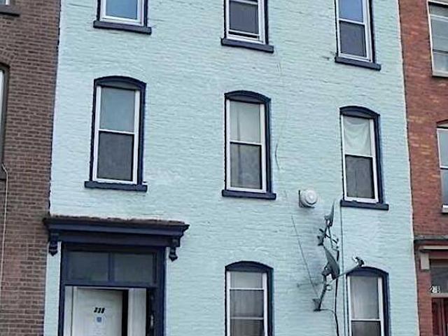 276 3rd Street