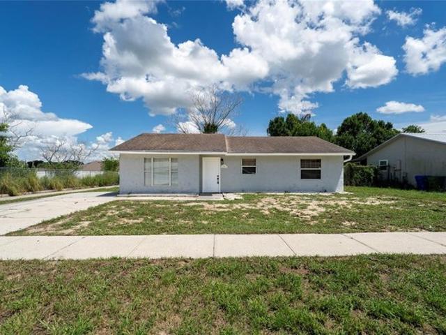 276 18th St NE, Winter Haven, FL 33881