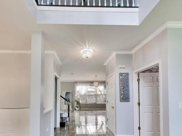 276 Claridge Circle