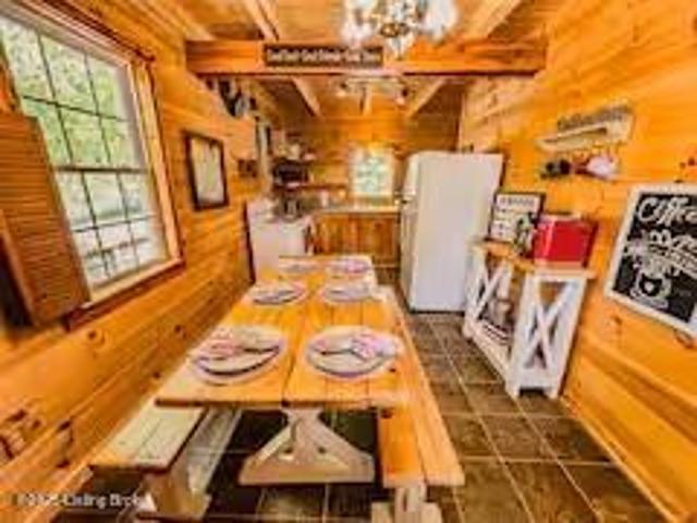 276 Clifty Creek Rd