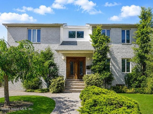 276 Garretson Ave, Staten Island, NY 10305