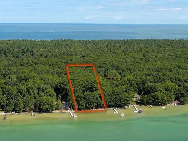 276 E Traverse Lake Road