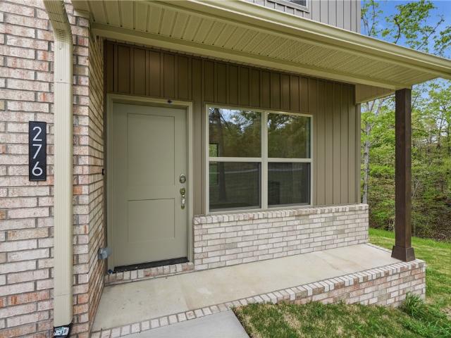 276 Kinross Drive