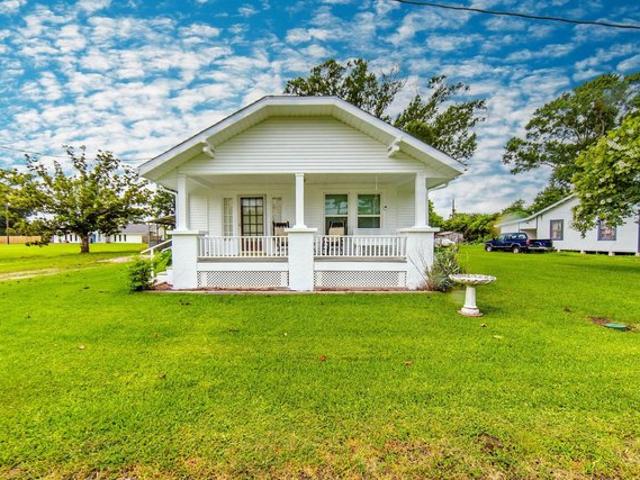 276 Lower Country Dr, Bourg, LA 70343