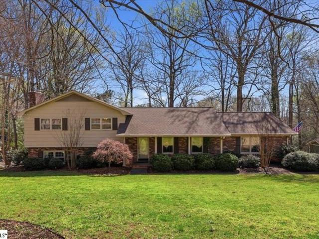 276 Lake Forest Dr, Spartanburg, SC 29307