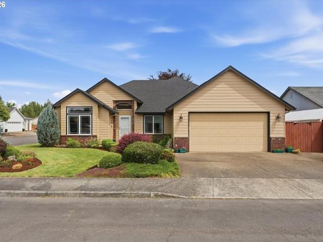276 SE 8th Ave, Canby, OR 97013