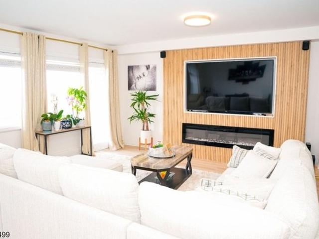 276 Prospect St Apt 5E, East Orange, NJ 07017